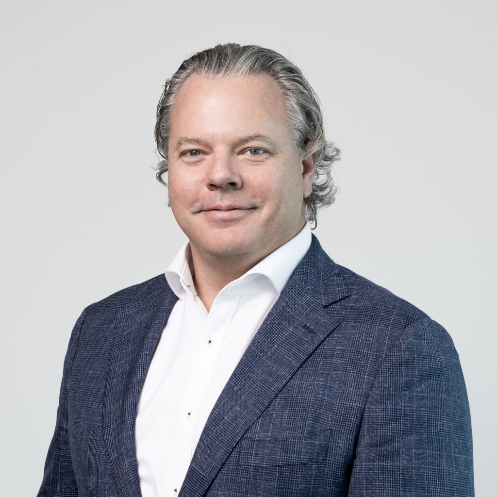 Dr Kalman Piper | Lakeview Private Hospital